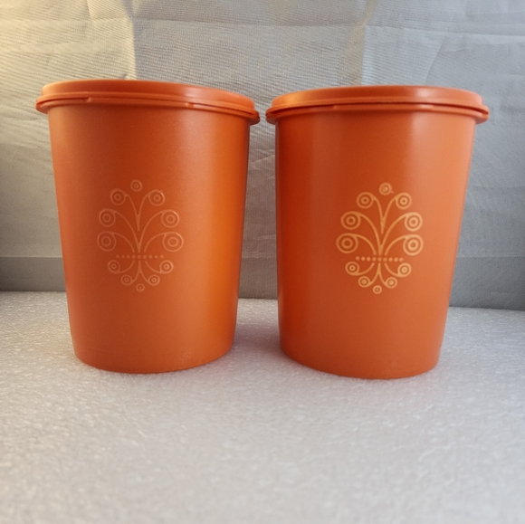 Tupperware | Kitchen | Set Of 2 Vtg Orange Tupperware Canisters ...